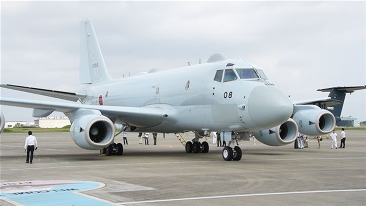 純国産の新型哨戒機「P1」公開…P3Cの後継 : 読売新聞
